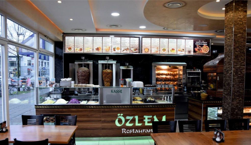 Özlem Restaurant | Anatolische Küche aus Holzkohle und Lehmofen